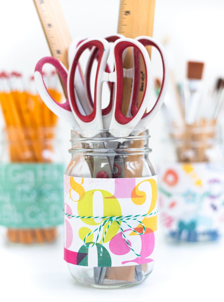 Easy Back To School Mason Jar Pencil Holders - Mason Jar Crafts Love