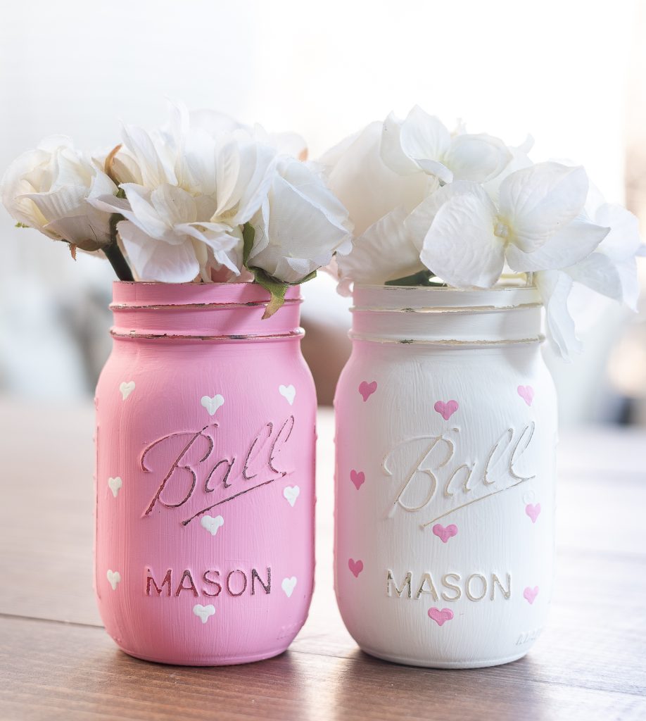 Painted Hearts on Mason Jars - Mason Jar Crafts Love
